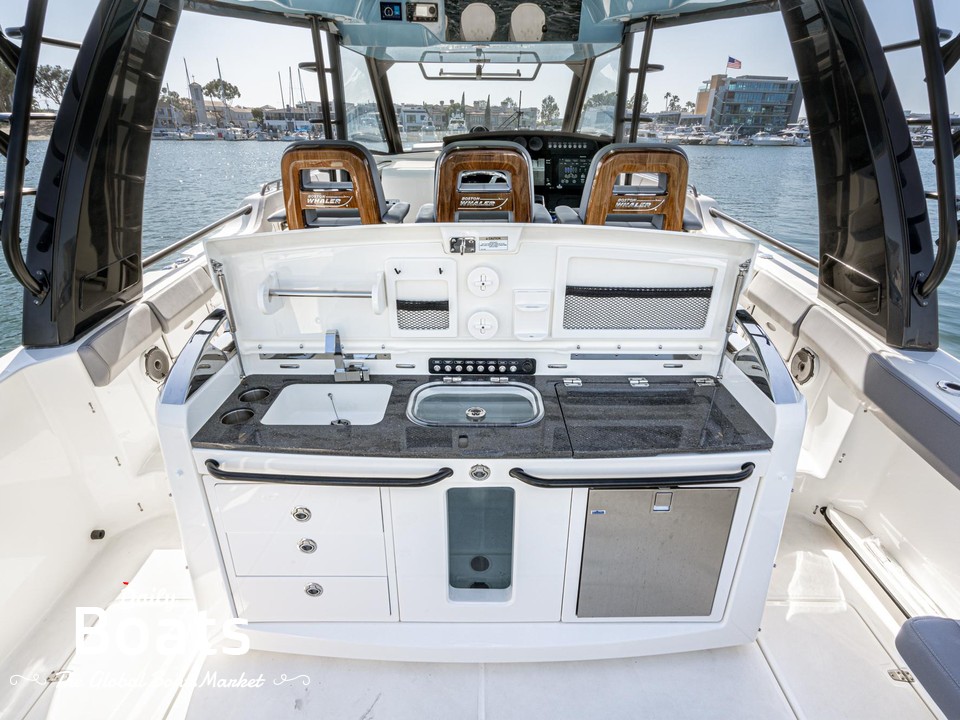 2022 Boston Whaler 420 Outrage for sale. View price, photos and Buy ...