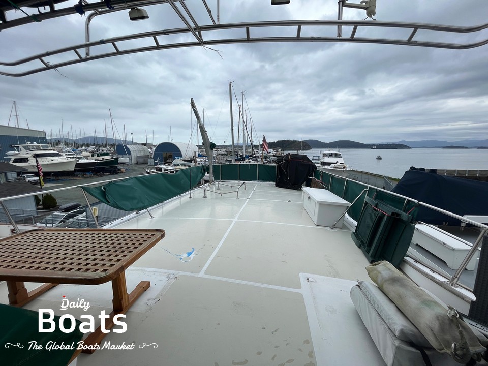 1986 Marine Trader Widebody Motoryacht for sale. View price, photos and ...