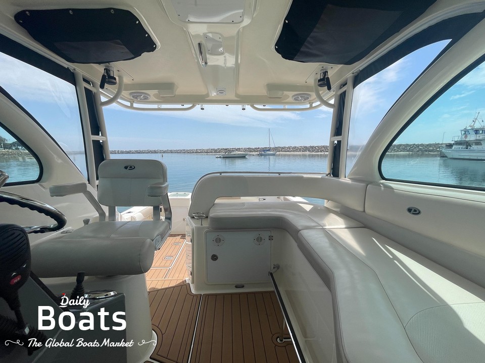 2009 Pursuit 315 Offshore for sale. View price, photos and Buy 2009 ...