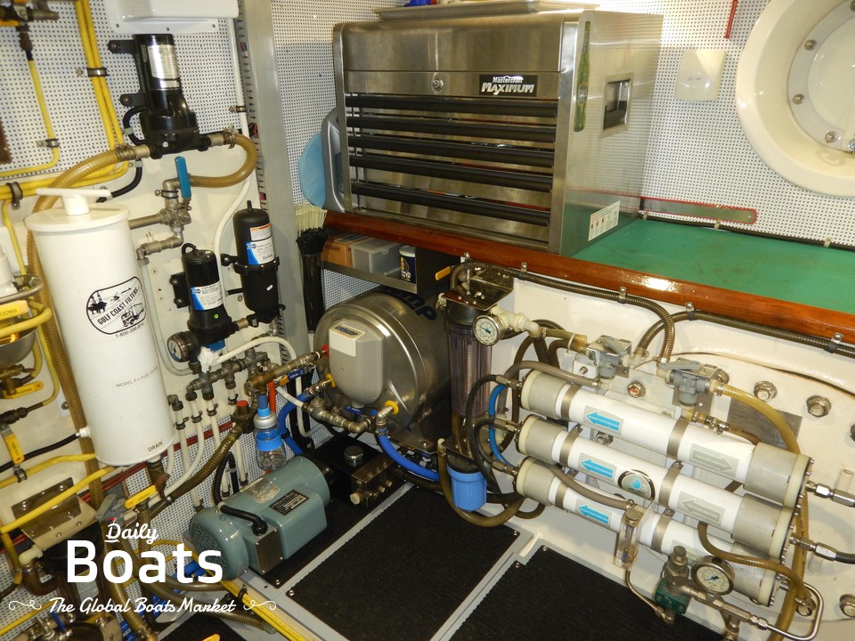 2008 Diesel Duck 46+2 for sale. View price, photos and Buy 2008 Diesel ...