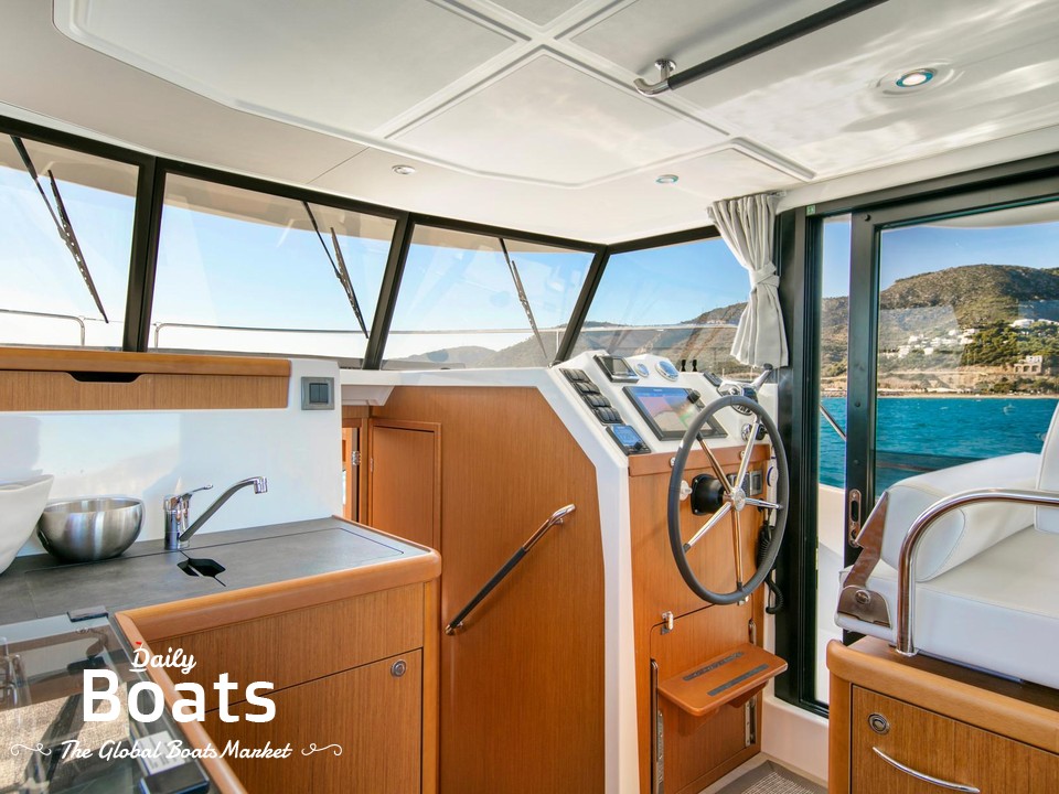 2022 Beneteau Swift Trawler 35 for sale. View price, photos and Buy ...