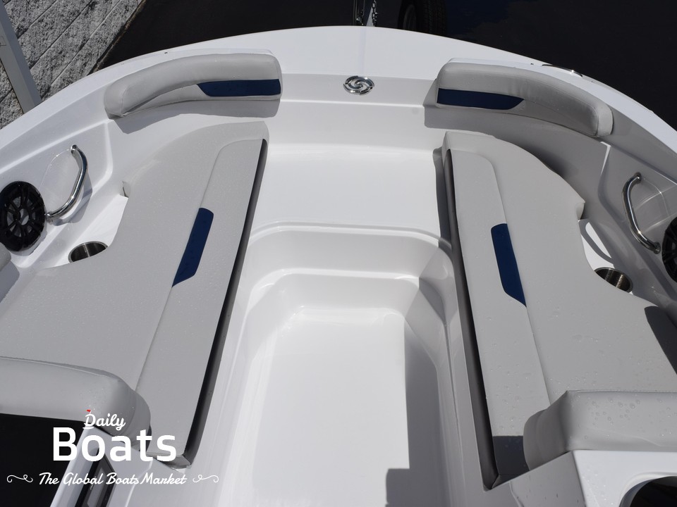 2022 Hurricane Sundeck Sport 185 Ob for sale. View price, photos and ...