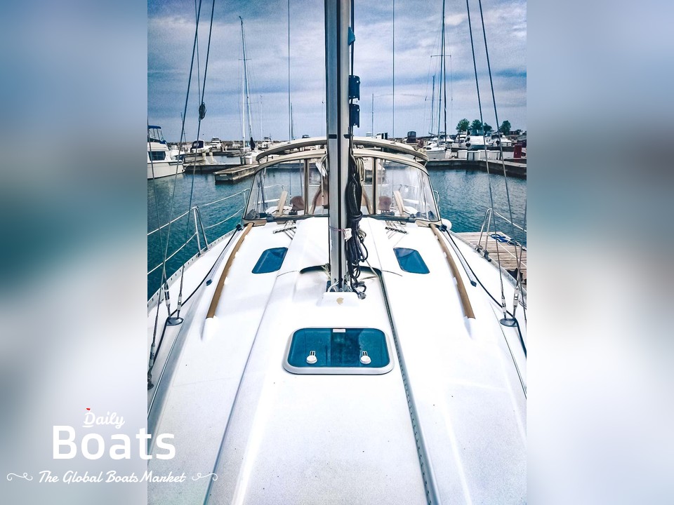 1997 Beneteau Oceanis 351 for sale. View price, photos and Buy 1997 ...