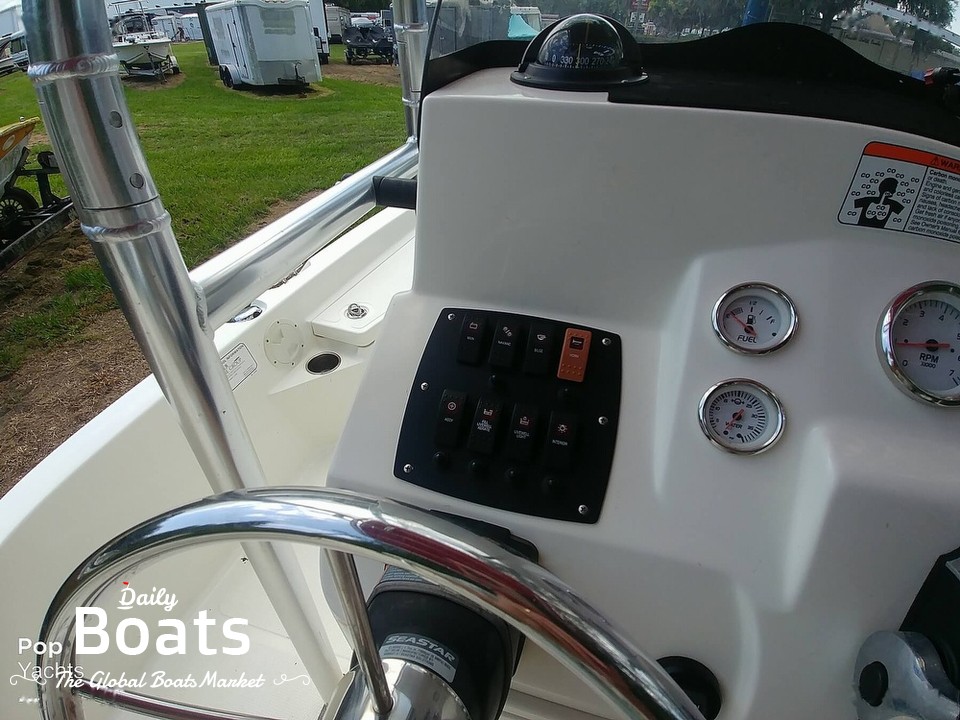 2016 Mako Inshore 19 Cpx for sale. View price, photos and Buy 2016 Mako ...