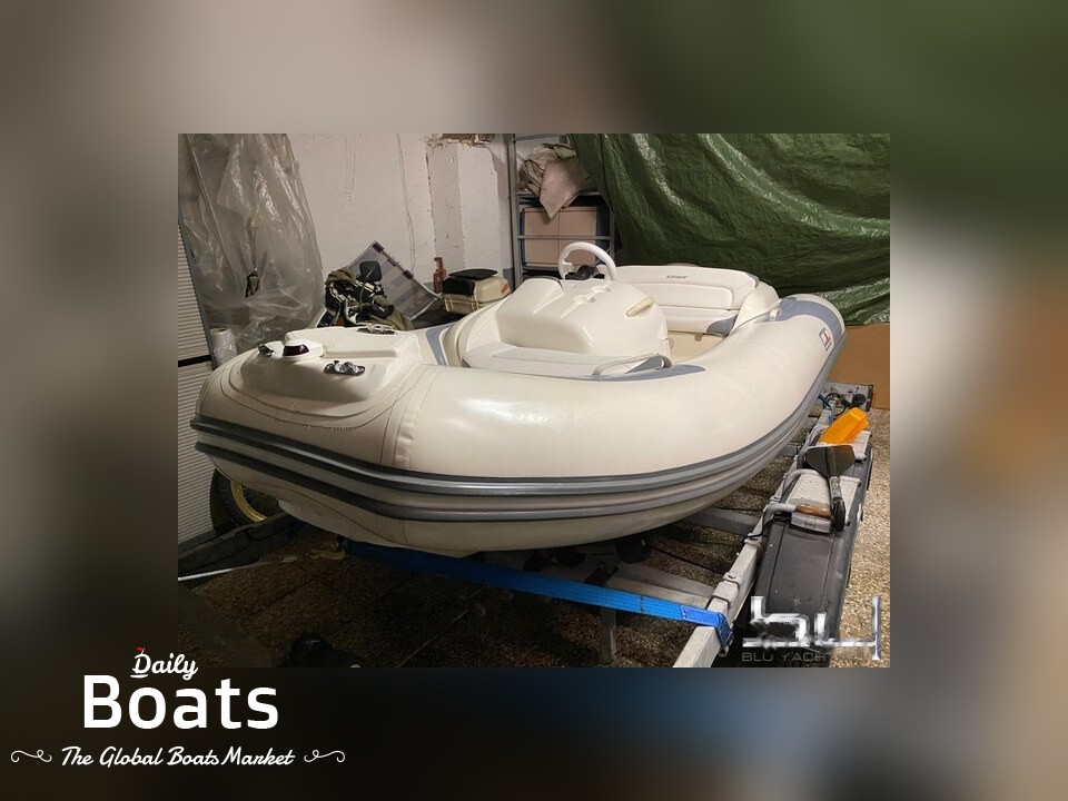 Avon Inflatables 320 jet for sale in Italy - Daily Boats