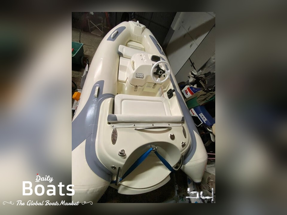 2010 Avon Inflatables 320 Jet for sale. View price, photos and Buy 2010 ...