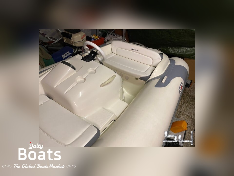2010 Avon Inflatables 320 Jet for sale. View price, photos and Buy 2010 ...