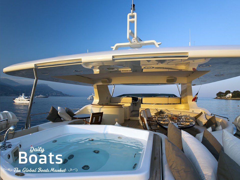 2004 Azimut 116 for sale. View price, photos and Buy 2004 Azimut 116 ...