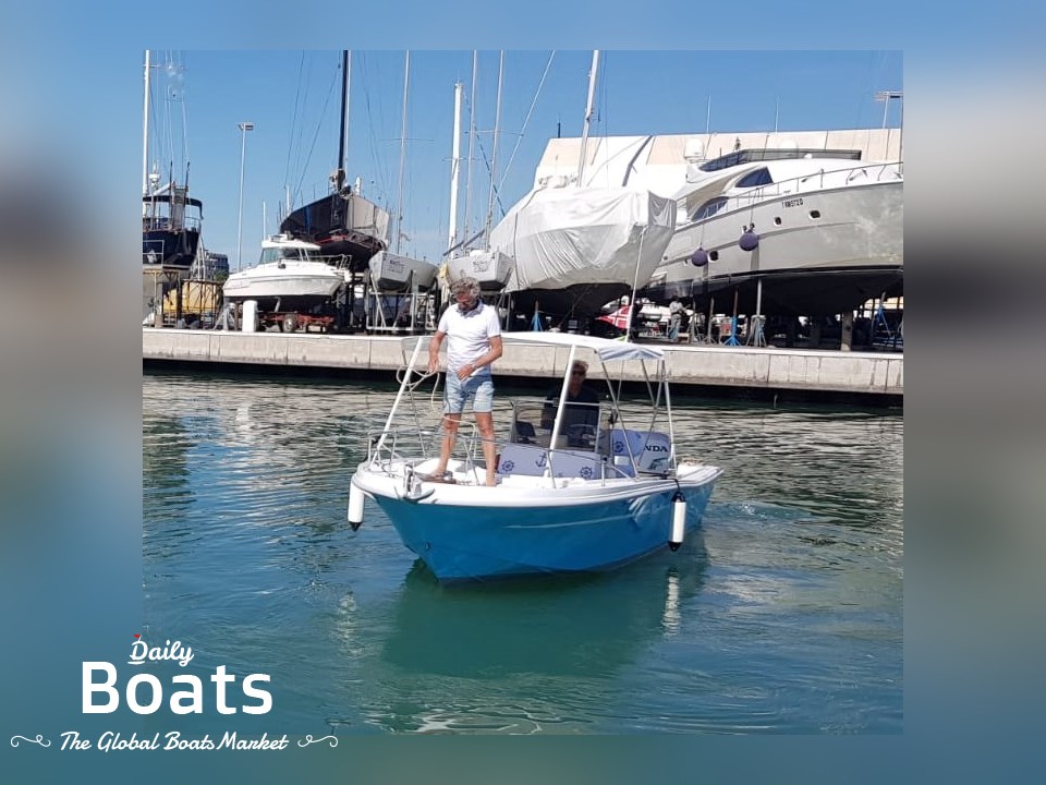 1980 Mako Marine 21 for sale. View price, photos and Buy 1980 Mako ...