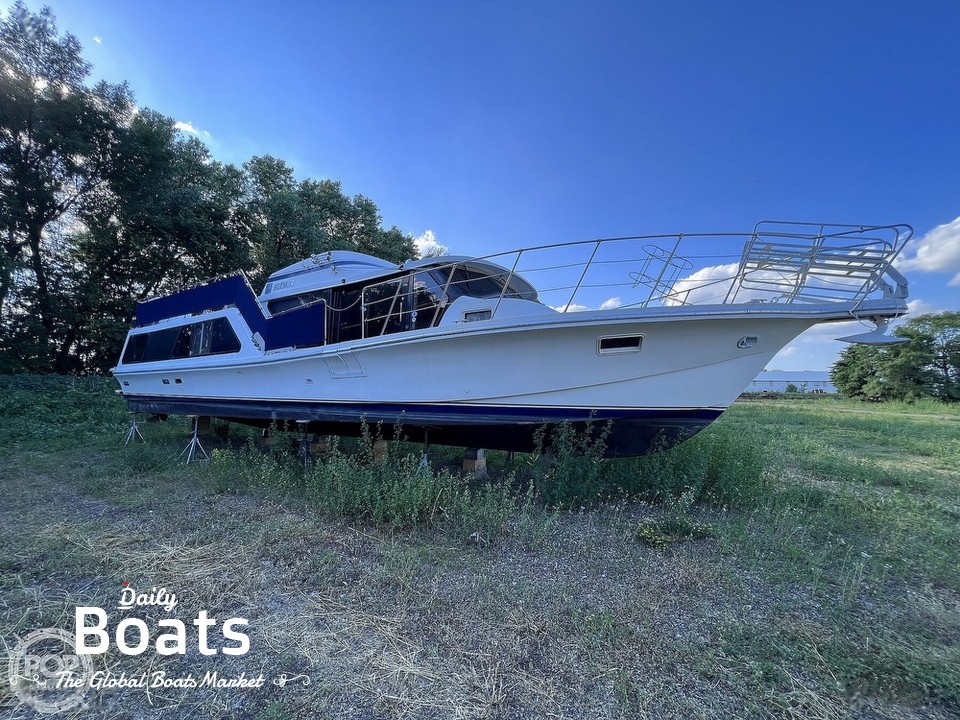 1984 Bluewater Yachts Coastal Cruiser for sale. View price, photos and ...