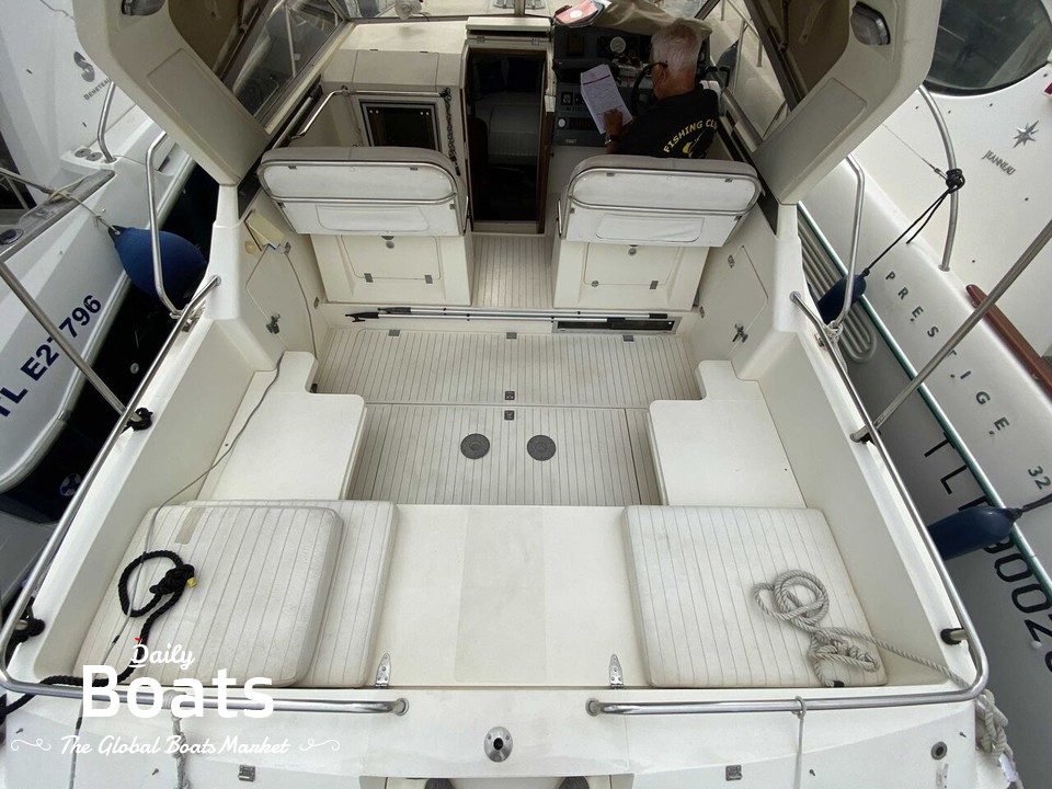 1986 Princess Yachts 286 Riviera for sale. View price, photos and Buy ...