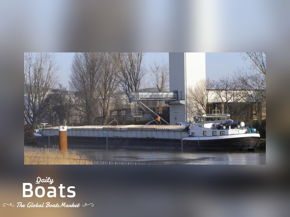 1972 Frachtschiff 100 Meter Folio 15516 for sale. View price, photos ...