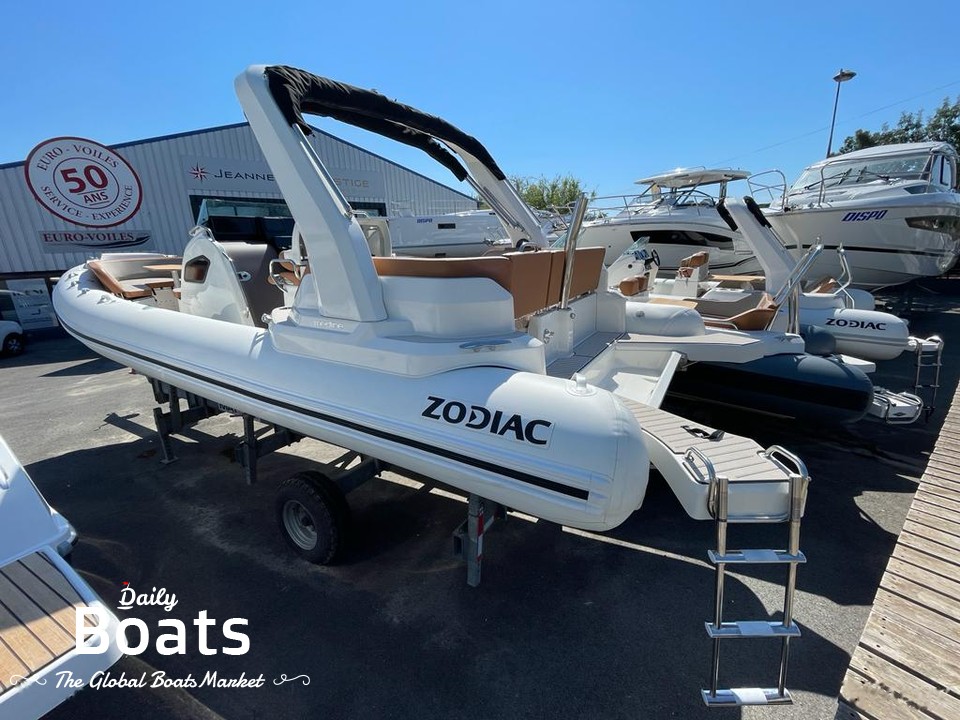 2022 Zodiac Medline 9 for sale. View price, photos and Buy 2022 Zodiac ...