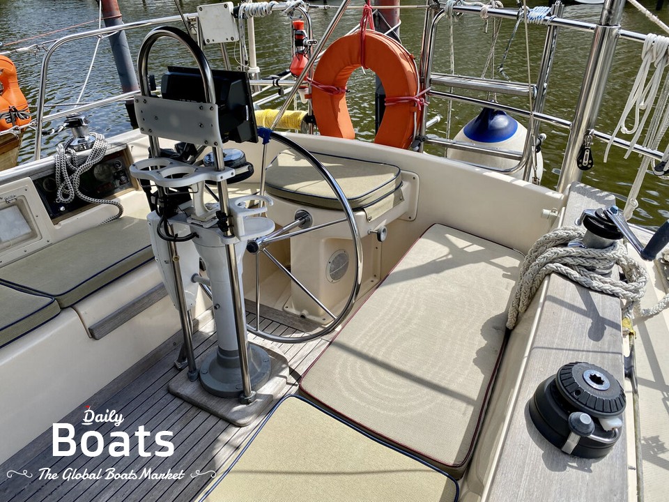 1993 Island Packet 32 for sale. View price, photos and Buy 1993 Island ...