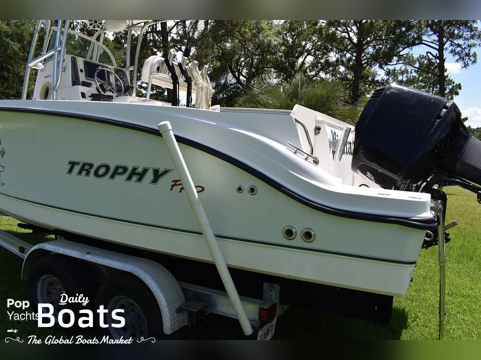 2005 Trophy Boats 2503 for sale. View price, photos and Buy 2005 Trophy ...