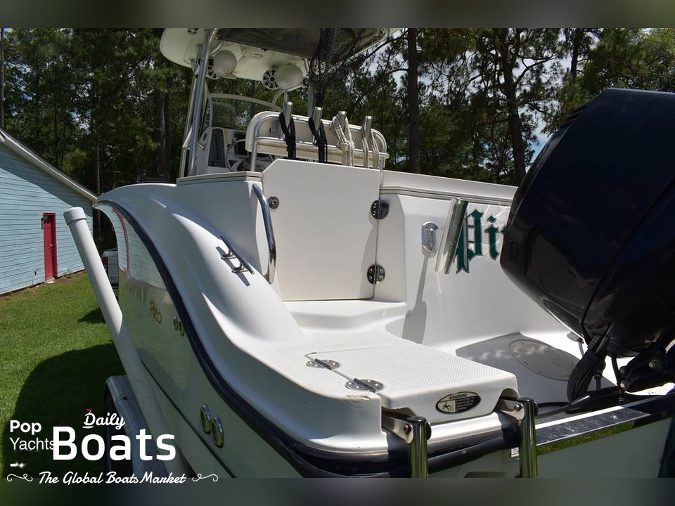 2005 Trophy Boats 2503 for sale. View price, photos and Buy 2005 Trophy ...