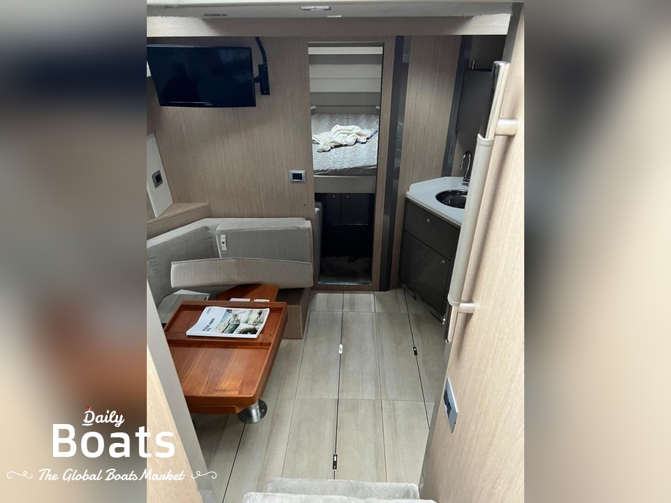 2021 Cranchi Z 35 for sale. View price, photos and Buy 2021 Cranchi Z ...