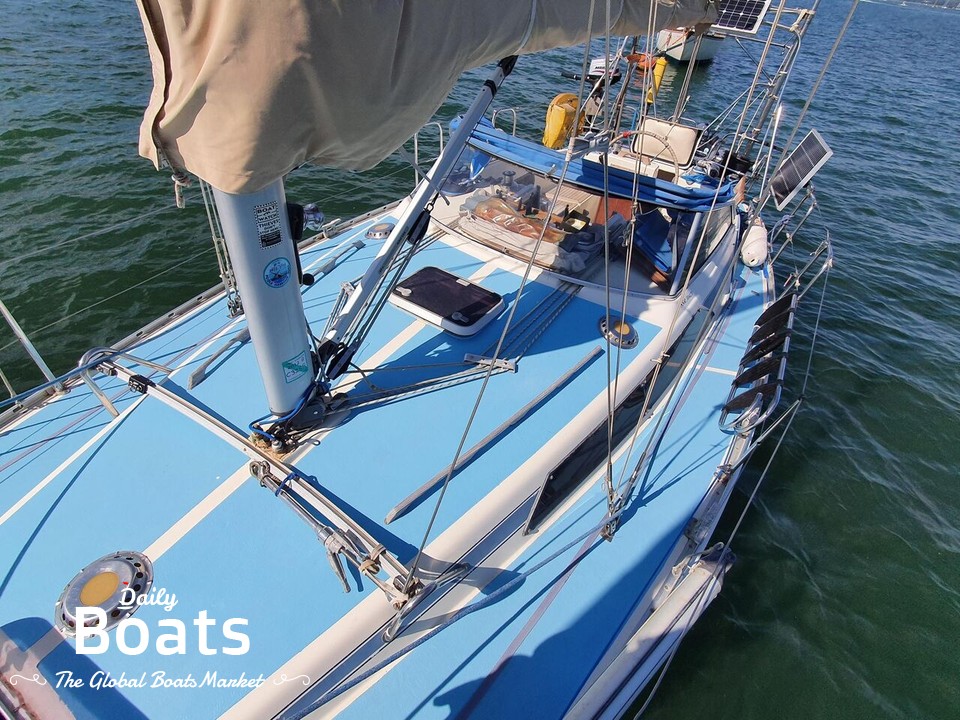 1988 Maxi Yachts 33 for sale. View price, photos and Buy 1988 Maxi ...