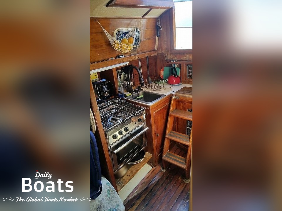 1985 Herreshoff 31 Cat Ketch for sale. View price, photos and Buy 1985 ...