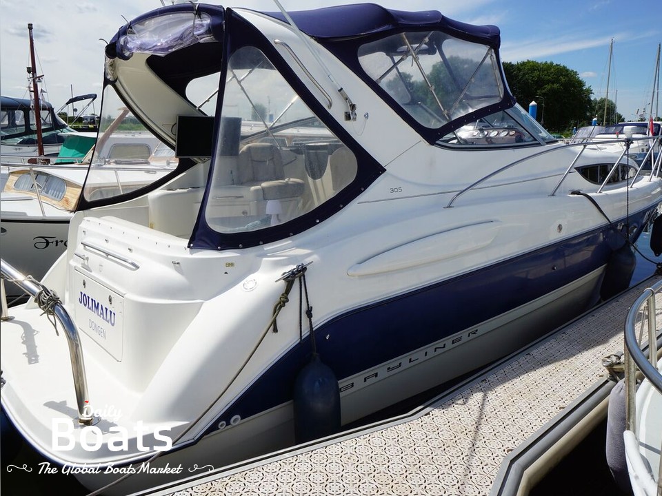 2004 Bayliner 305 for sale. View price, photos and Buy 2004 Bayliner ...