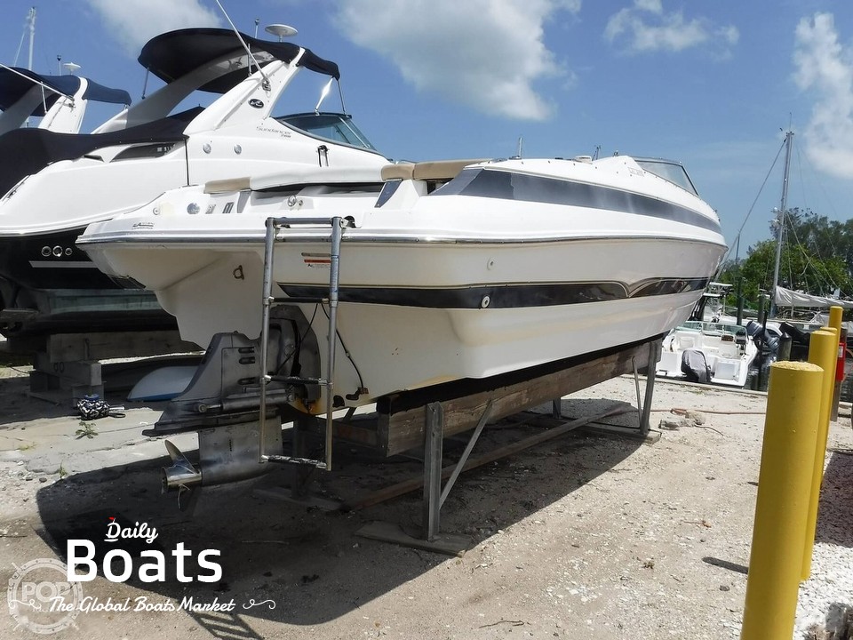 2005 Larson 248 Lxi for sale. View price, photos and Buy 2005 Larson ...