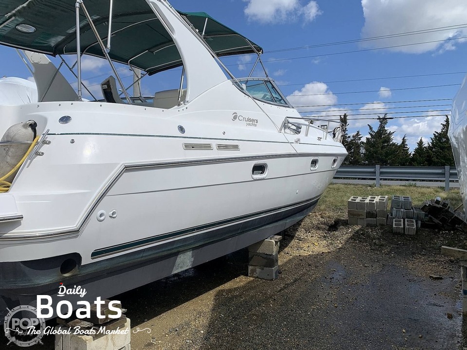 1997 Cruisers Yachts 3375 for sale. View price, photos and Buy 1997 ...