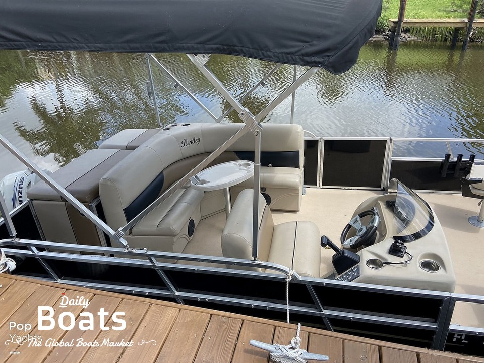 Bentley 200 Fish for sale. View price, photos and Buy Bentley 200 Fish ...