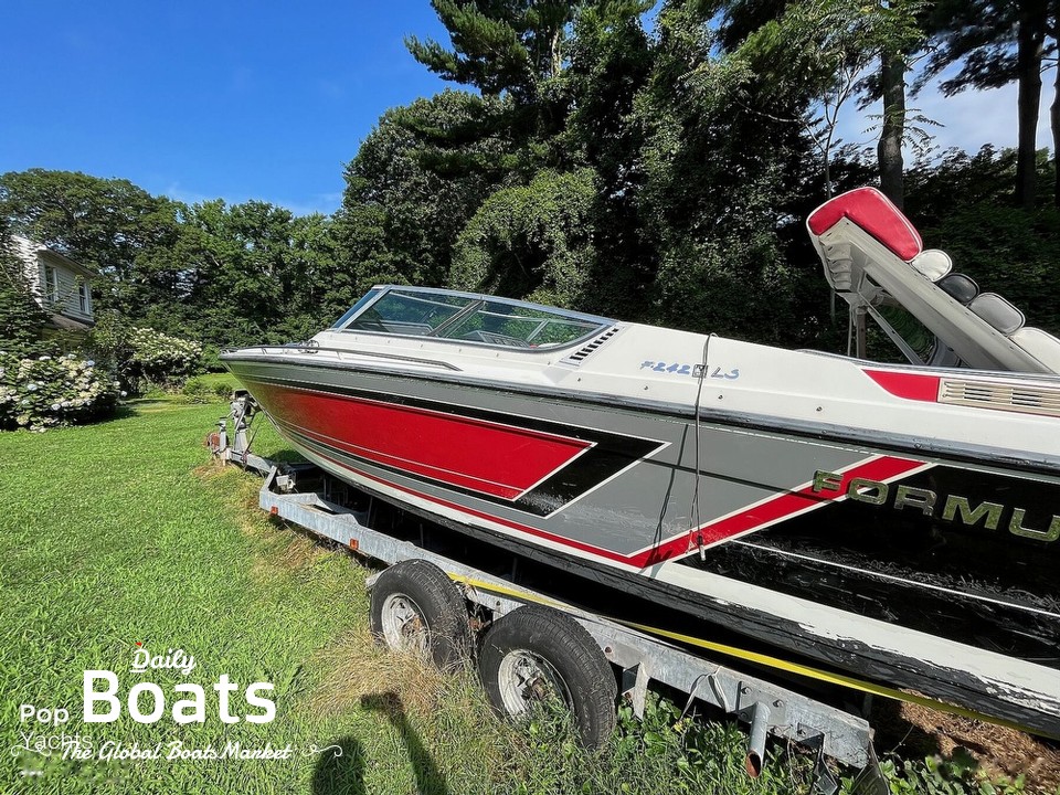 1988 Formula Boats 242 Ls for sale. View price, photos and Buy 1988 ...
