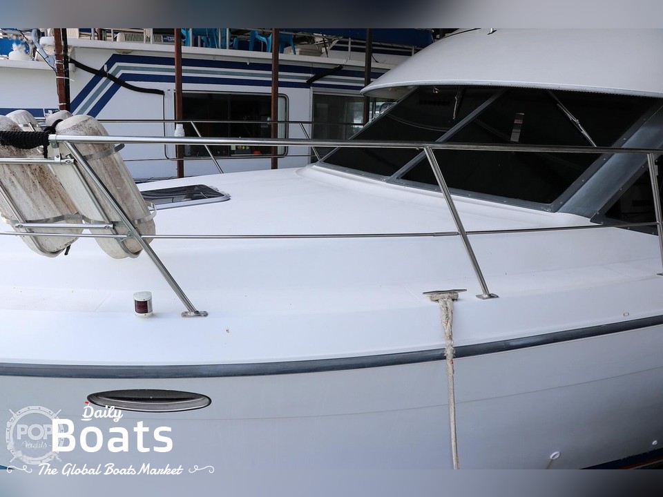 1994 Carver Yachts 390 Aft Cabin for sale. View price, photos and Buy ...