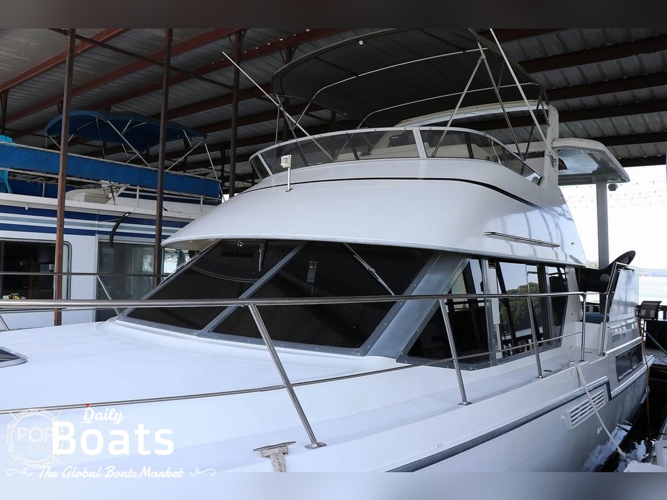 1994 Carver Yachts 390 Aft Cabin for sale. View price, photos and Buy ...