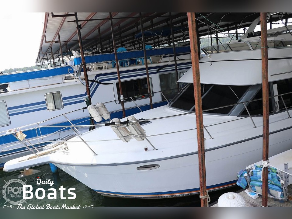 1994 Carver Yachts 390 Aft Cabin for sale. View price, photos and Buy ...