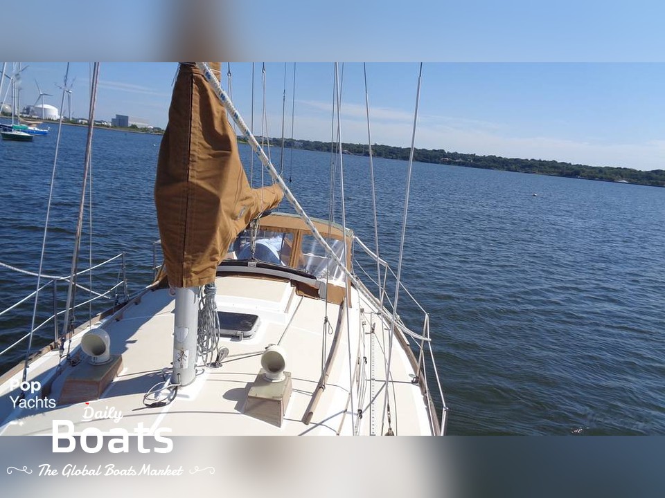 1987 Cape Dory 30 Mkii for sale. View price, photos and Buy 1987 Cape ...
