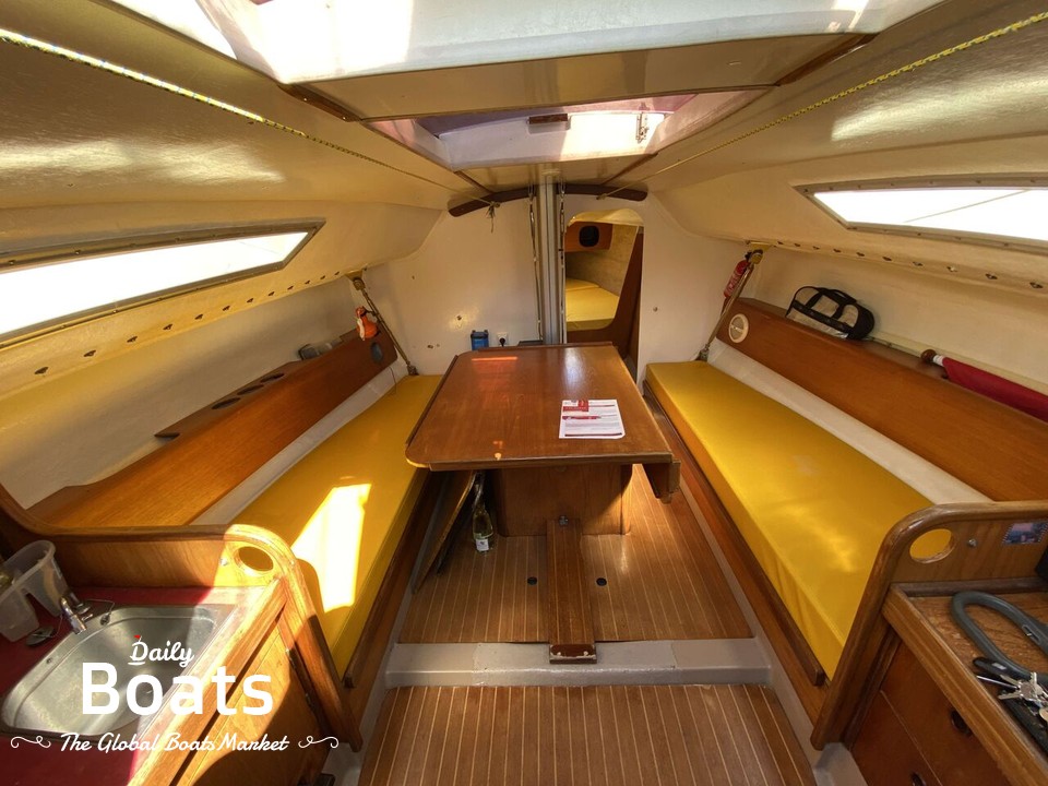1984 Bénéteau First Class 10 for sale. View price, photos and Buy 1984 ...