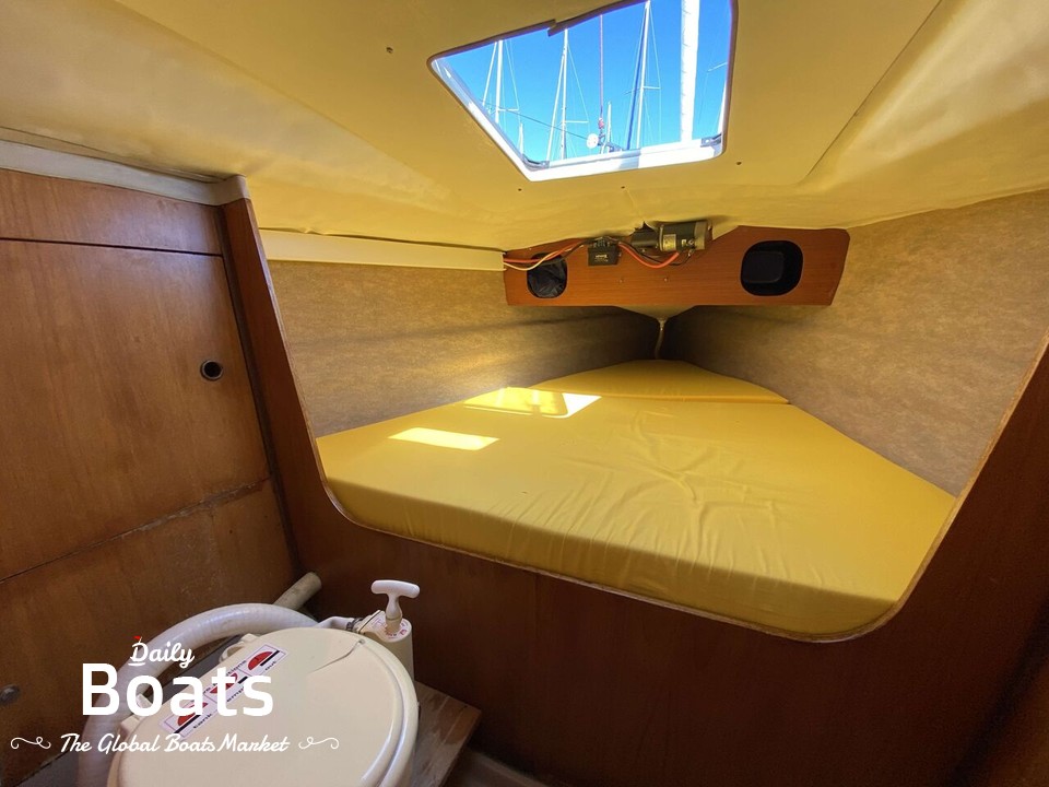 1984 Bénéteau First Class 10 for sale. View price, photos and Buy 1984 ...