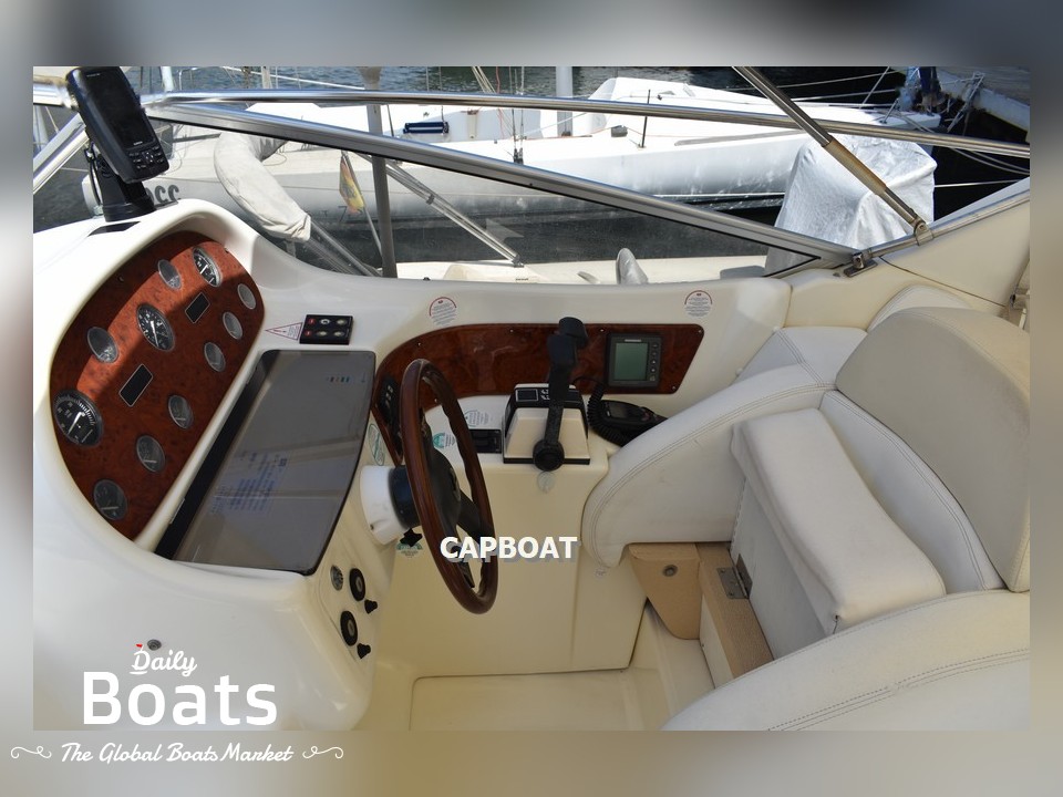 1997 Cranchi 29 Giada for sale. View price, photos and Buy 1997 Cranchi ...