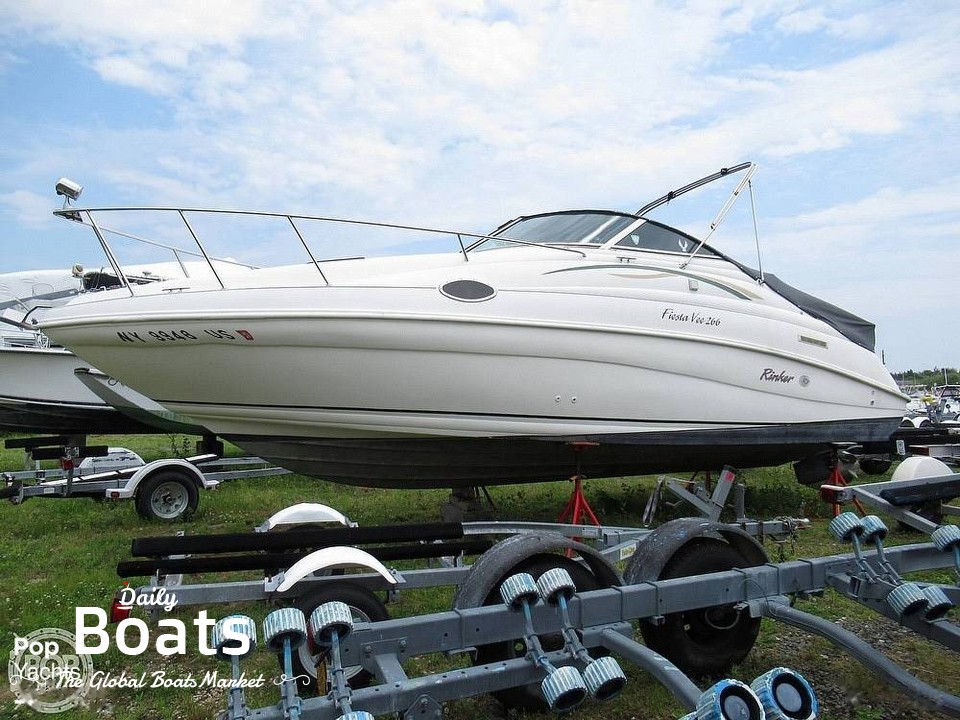 1999 Rinker Fiesta Vee 266 for sale. View price, photos and Buy 1999 ...