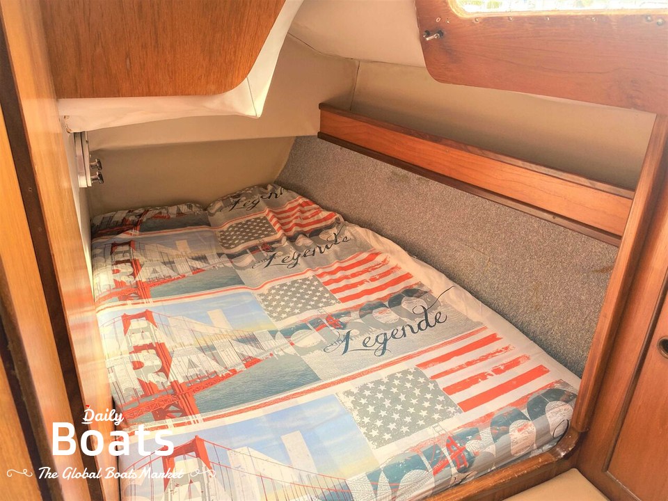 1985 Jeanneau Sun Rise 34 for sale. View price, photos and Buy 1985 ...