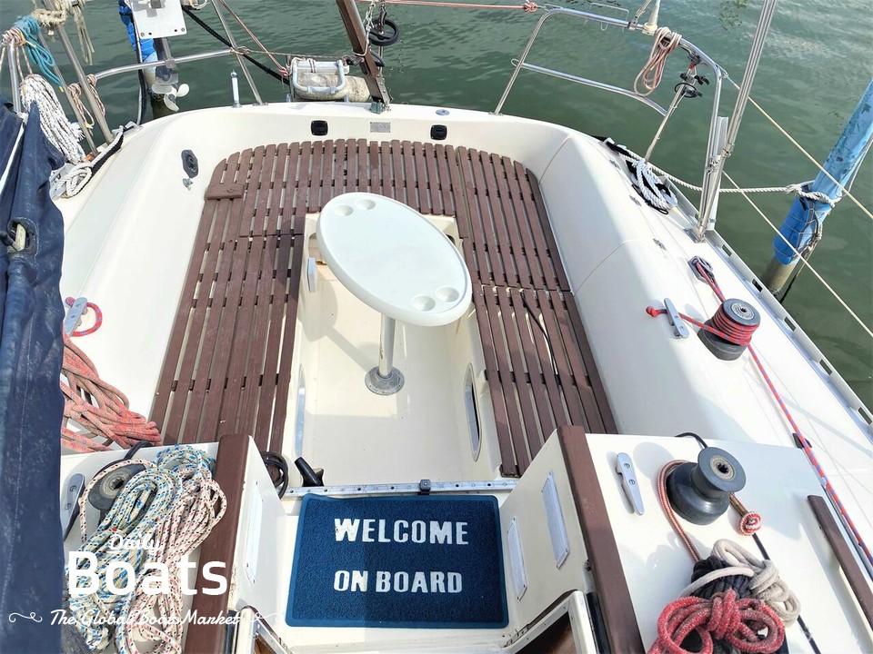 1985 Jeanneau Sun Rise 34 for sale. View price, photos and Buy 1985 ...