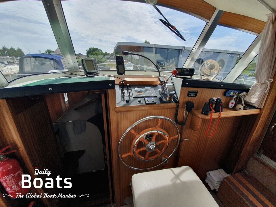 1975 Broom 30 Mkii Cabin Cruiser for sale. View price, photos and Buy ...
