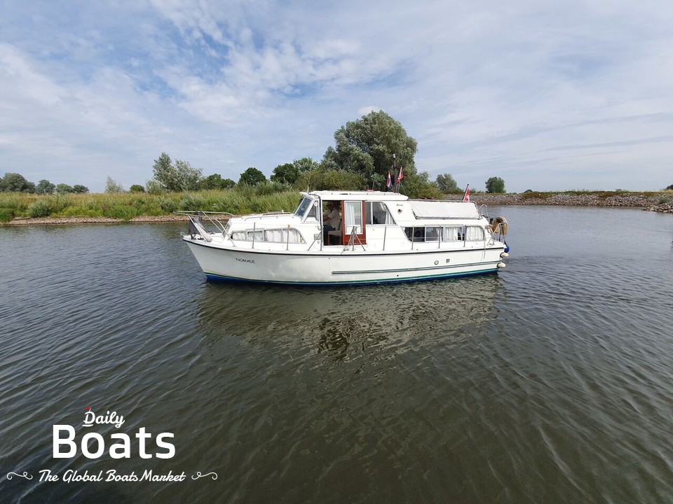 1975 Broom 30 Mkii Cabin Cruiser for sale. View price, photos and Buy ...