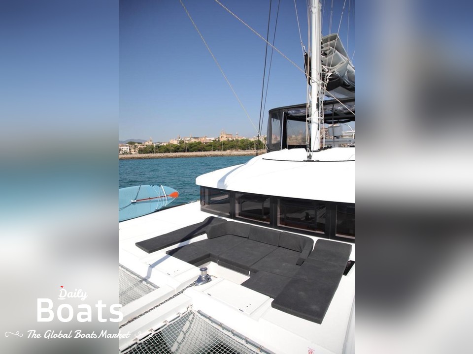 2019 Lagoon 52 F for sale. View price, photos and Buy 2019 Lagoon 52 F ...