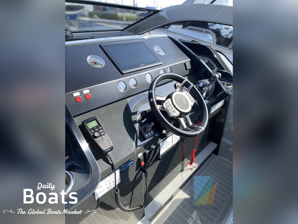 2021 Fairline F-Line 33 for sale. View price, photos and Buy 2021 ...