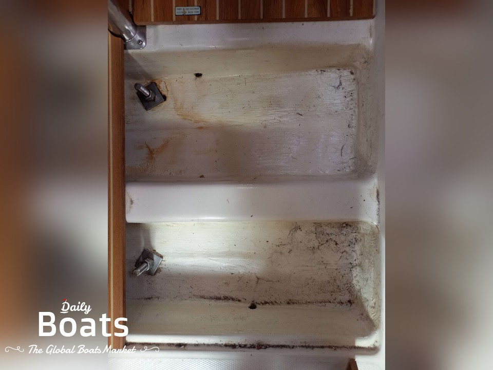 2001 Dufour Gib'Sea 33 for sale. View price, photos and Buy 2001 Dufour ...