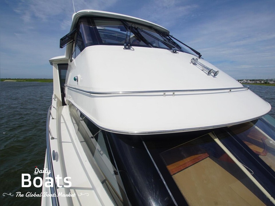 2004 Carver Yachts 564 Cockpit Motor for sale. View price, photos and ...