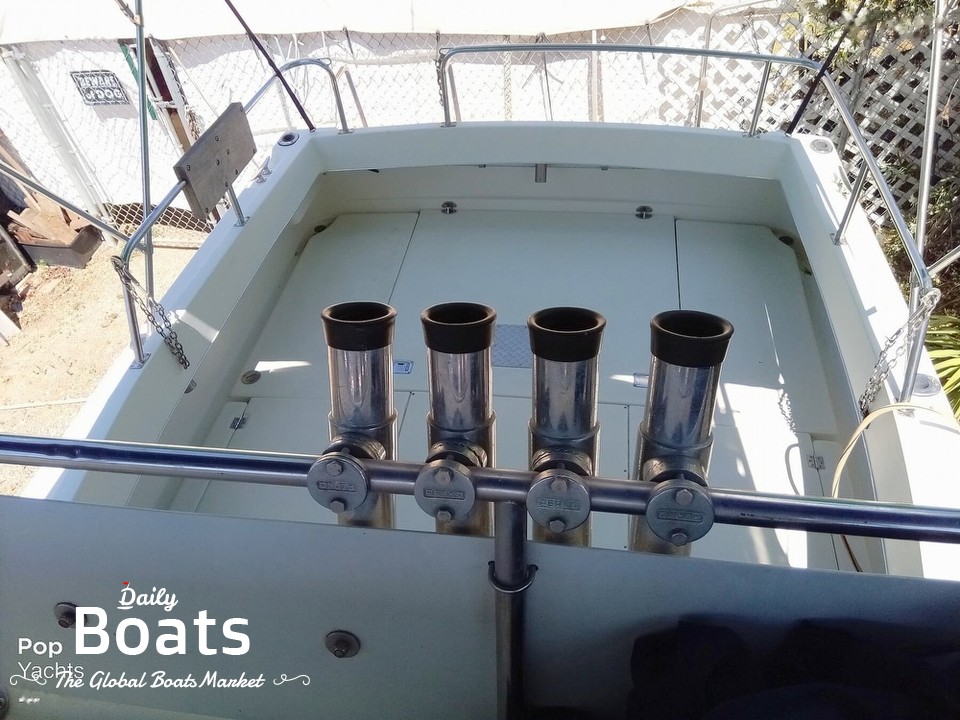 1991 Skipjack Flybridge 262 for sale. View price, photos and Buy 1991 ...