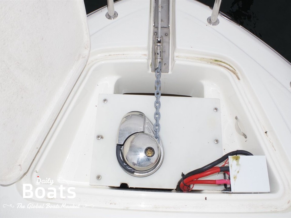 Sea Ray 235 Weekender for sale. View price, photos and Buy Sea Ray 235 ...