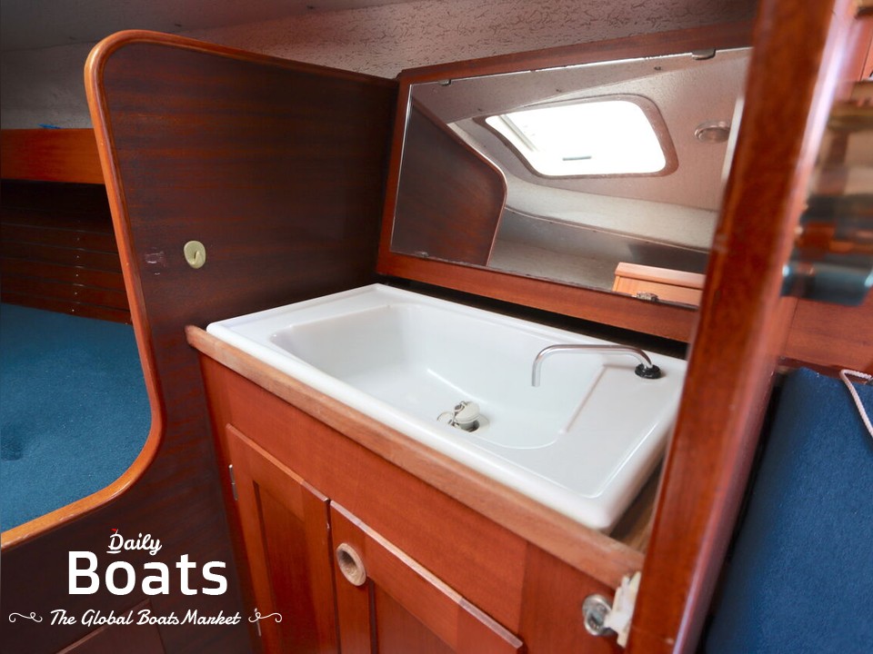 1980 Hallberg-Rassy 26 for sale. View price, photos and Buy 1980 ...