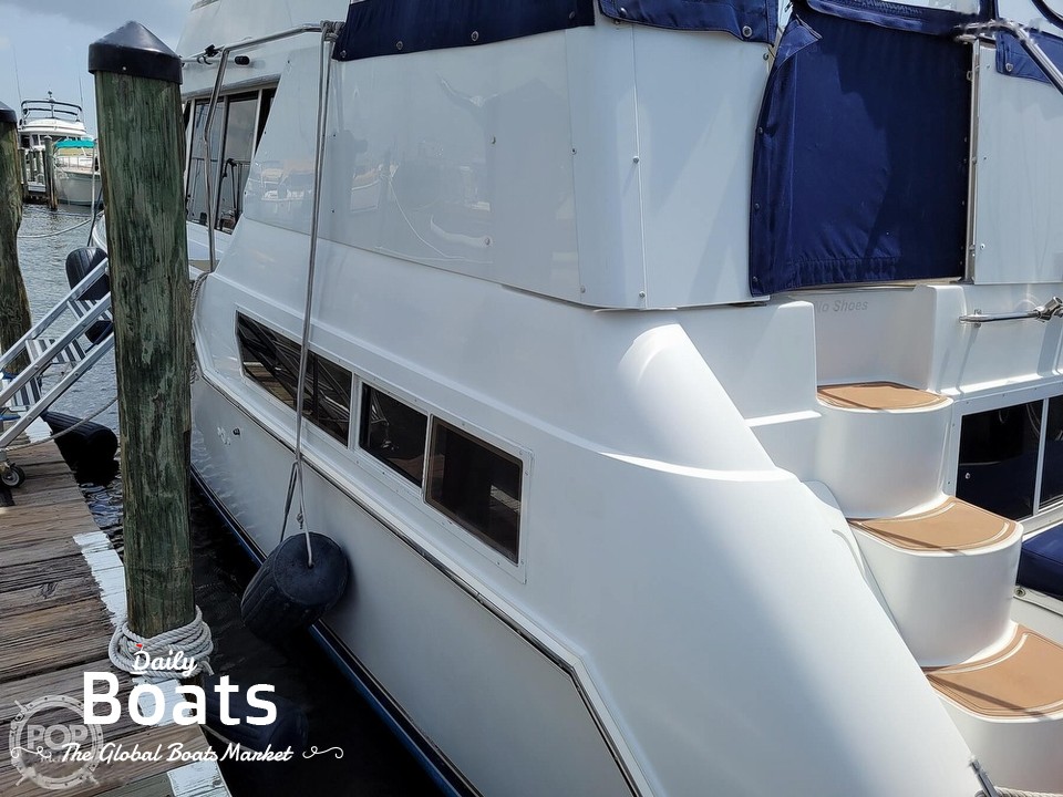 1998 Carver Yachts 355 Aft Cabin Motor for sale. View price, photos and ...