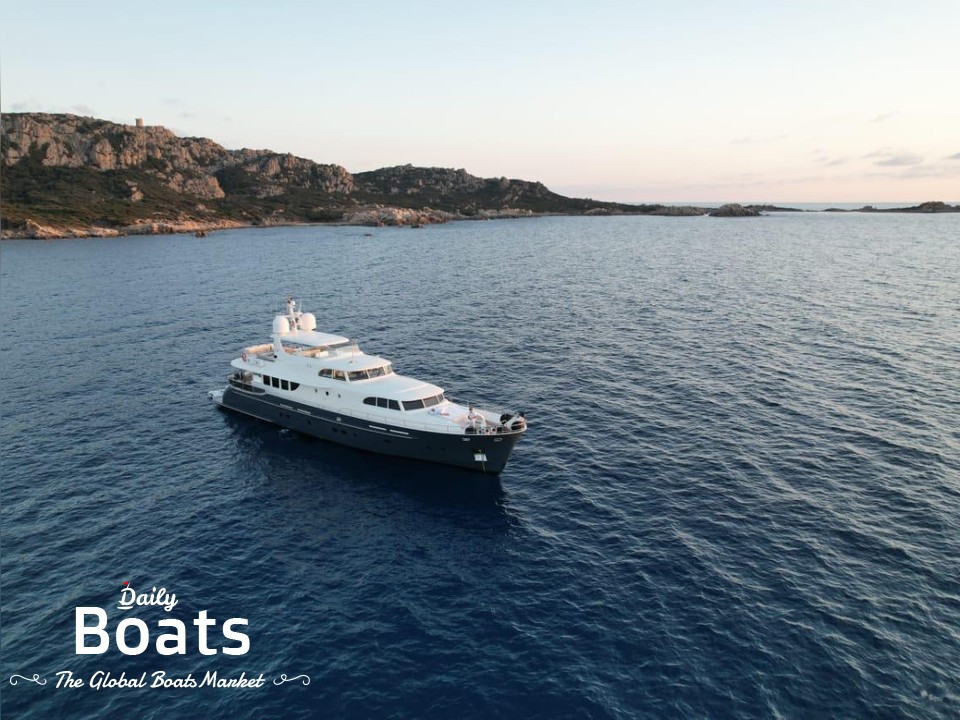 2007 Motor Yacht Cyrus Yachts "Dream" for sale. View price, photos and ...