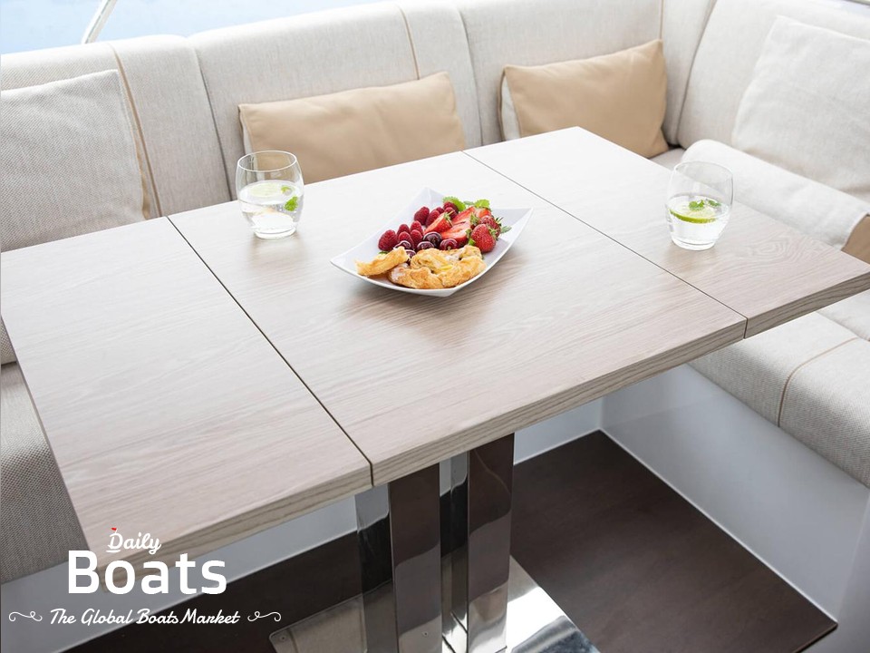 2022 Sealine C390 for sale. View price, photos and Buy 2022 Sealine ...